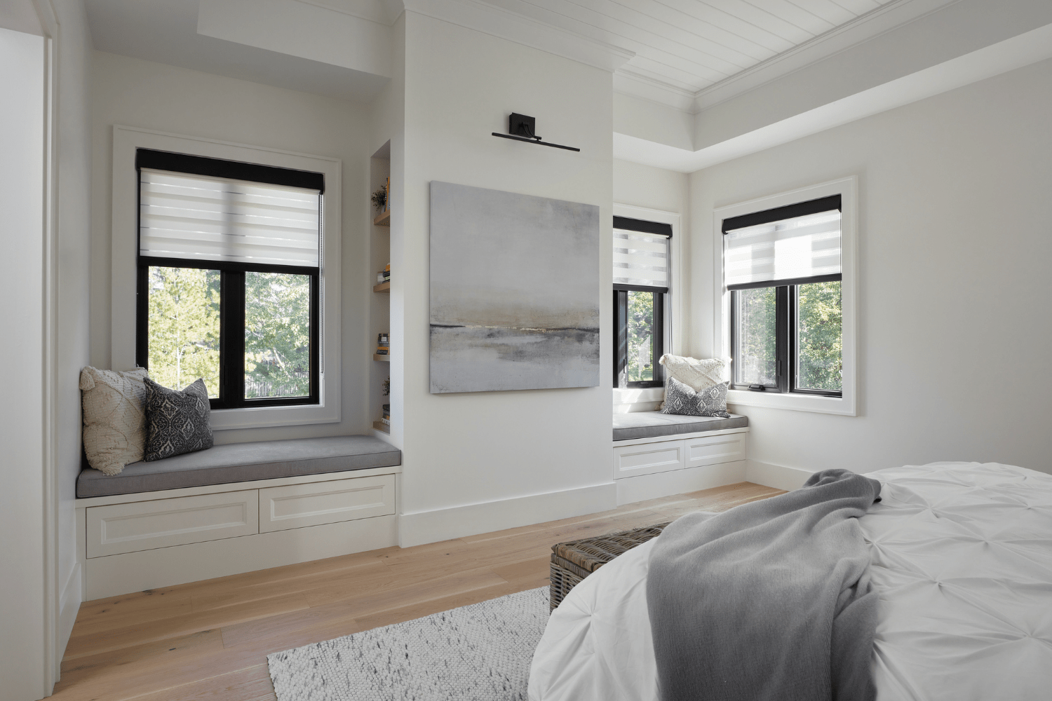 Master Bedroom Bench - Chervin Kitchen & Bath - Milton, ON